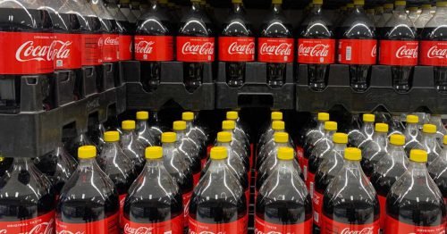 Here's Why Some Coca-Cola Bottles Have a Yellow Cap – Cook It